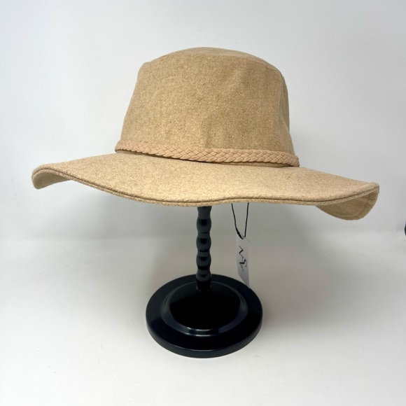 Asn | Accessories | Asn Hat The Harper Flappy Boho Hat Oatmeal Color ...